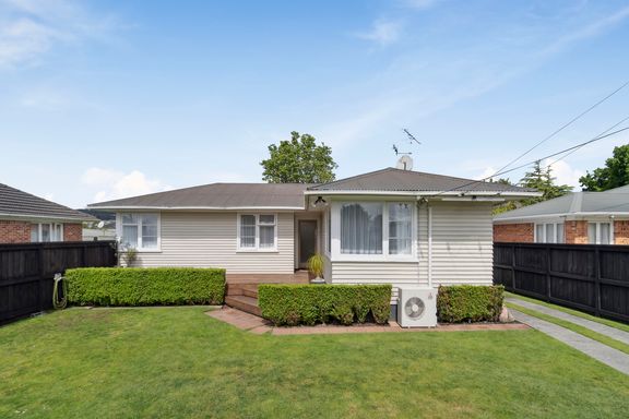 Sold - 1/127 Clevedon Road, Papakura - realestate.co.nz