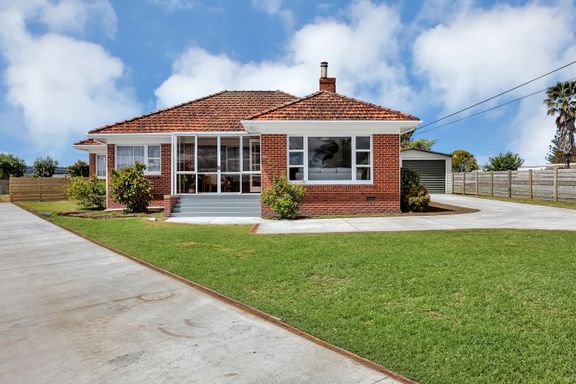 Sold - 105 Onerahi Road, Onerahi - realestate.co.nz