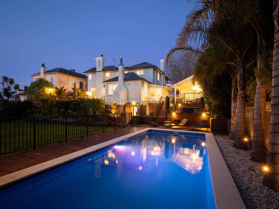 Simone Henbrey - realestate.co.nz