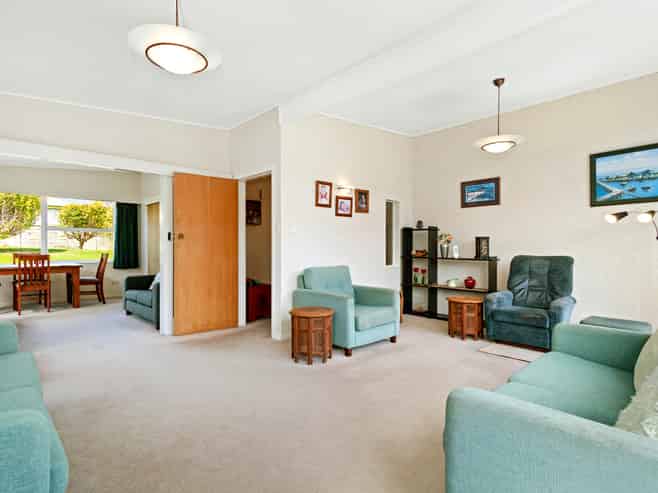 Tawa Houses for Sale - realestate.co.nz