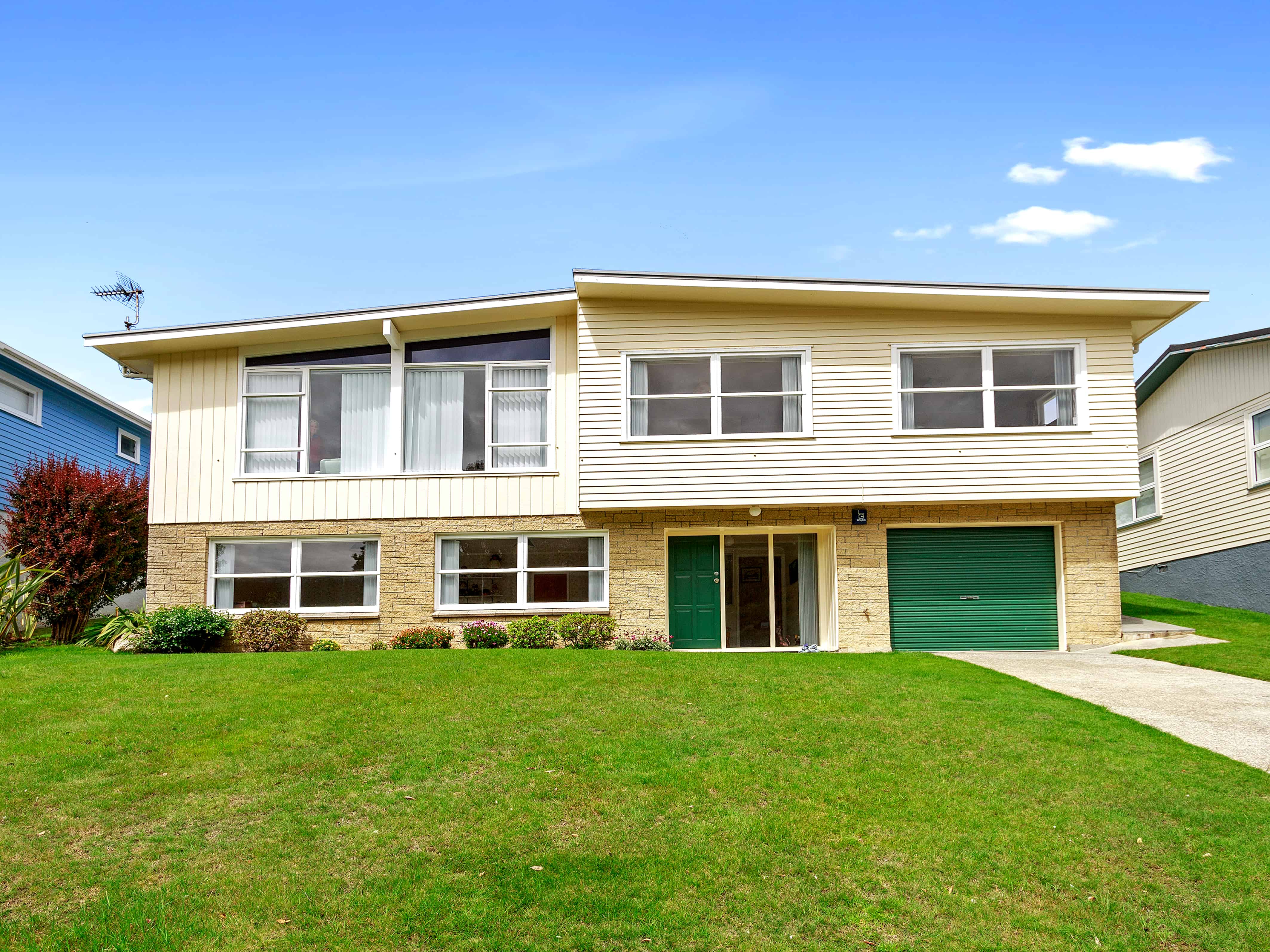 Tawa Houses for Sale - realestate.co.nz