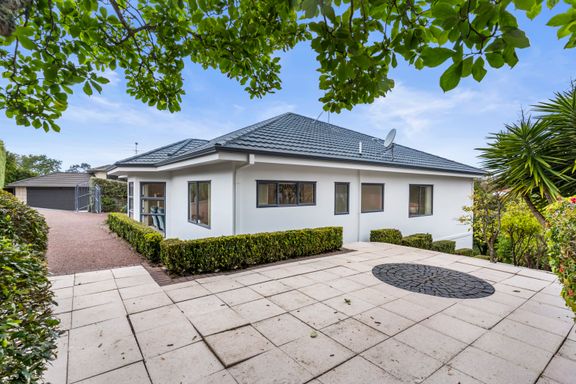 Sold - 7 Jubaea Place, Henderson - realestate.co.nz