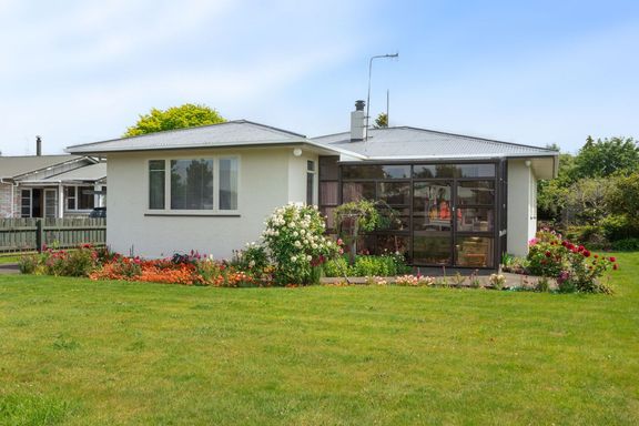 Sold - 82 Gordon Street, Dannevirke - realestate.co.nz