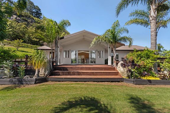 Property value - 80 Hodge Road, Coroglen - realestate.co.nz