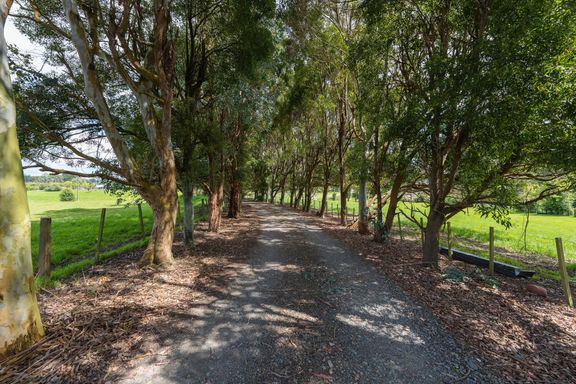 Property value - 986 Halcombe Road, Halcombe - realestate.co.nz