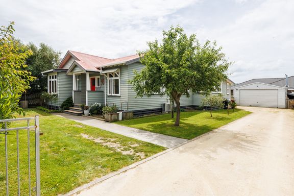 Sold - 290 Cambridge Avenue, Ashhurst - realestate.co.nz