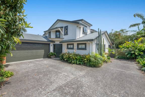 Sold - 71A Bay Street, Red Beach - realestate.co.nz