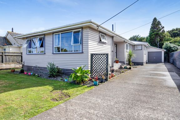 Sold - 9 Manawapou Road, Hawera - realestate.co.nz