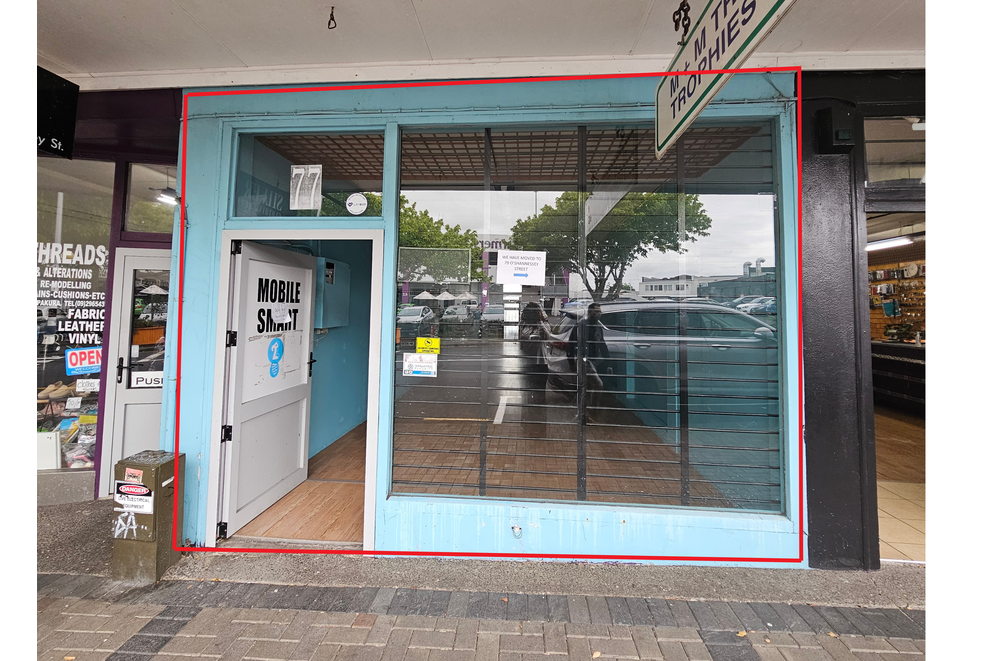For lease Retail Space for Lease in Central Papakura! - realestate.co.nz