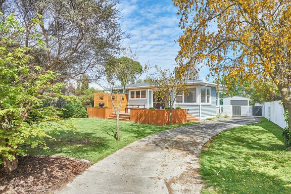 Sold - 32 Catlins Crescent, Milson - realestate.co.nz