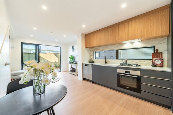 Property value - 5/6 Victoria Street, Ebdentown - realestate.co.nz