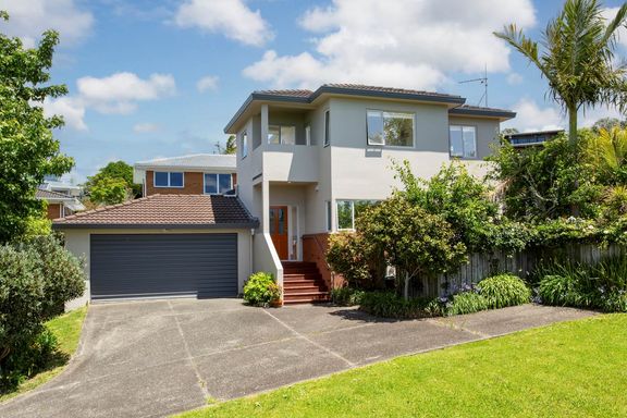 Property value - 2/66 Hebron Road, Waiake - realestate.co.nz