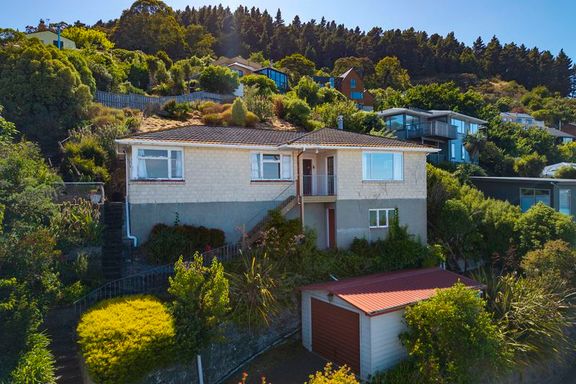 Sold - 2 Foster Terrace, Lyttelton - realestate.co.nz