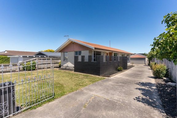 Sold - 297 Hendersons Road, Hoon Hay - realestate.co.nz