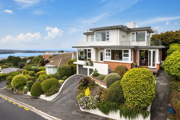 Sold - 15 Merlin Street, Roslyn - realestate.co.nz