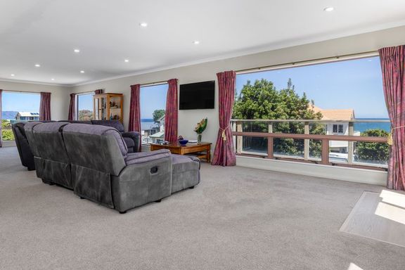 Sold - 345A Rosetta Road, Raumati Beach - realestate.co.nz