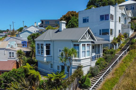 Sold - 5 Elm Row, Dunedin Central - realestate.co.nz