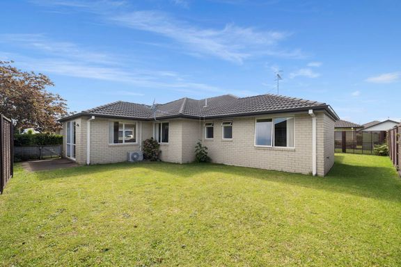 Sold - 11 Cresta Drive, Katikati - realestate.co.nz