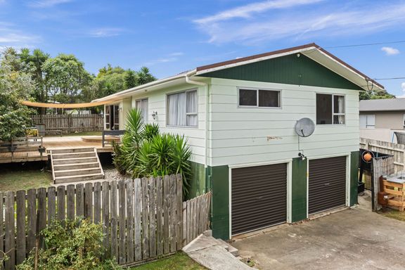 Sold - 192 Marsden Point Road, Ruakaka - realestate.co.nz