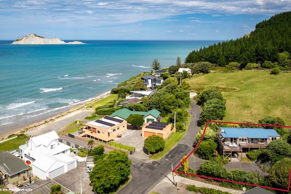 Sold - 213 Harper Road, Waimarama - realestate.co.nz