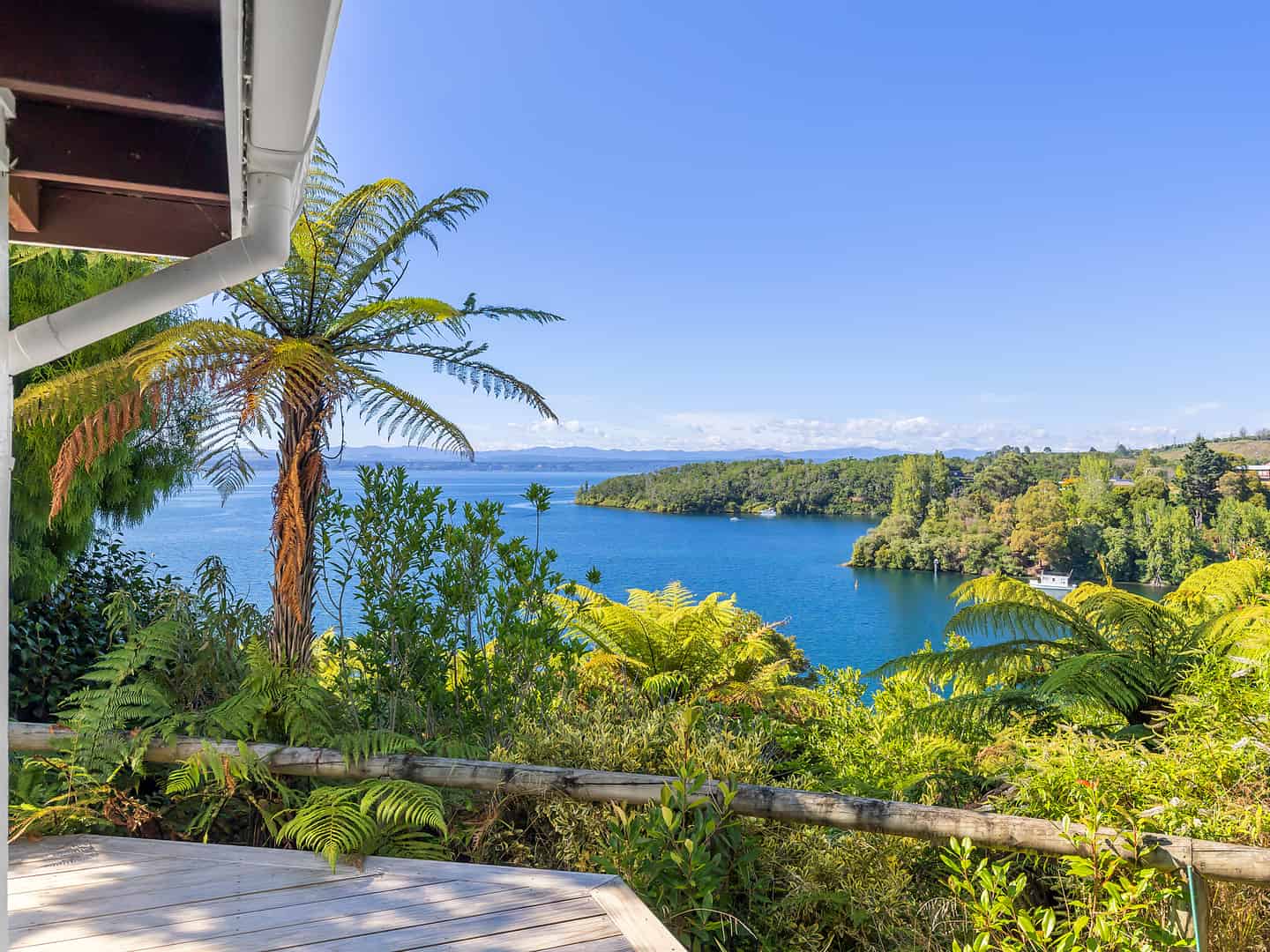 Acacia Bay Homes and Real Estate for Sale - realestate.co.nz