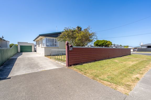 Sold - 3 Stapleton Street, Kingswell - realestate.co.nz