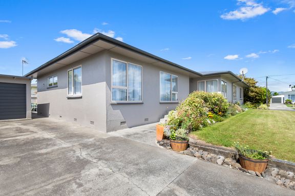 Sold - 7 Hurley Place, Awapuni - realestate.co.nz