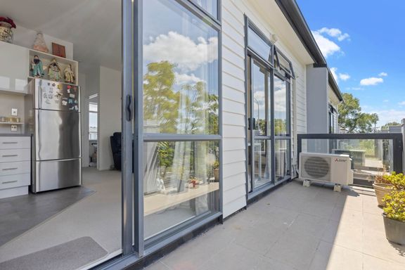 Property value - 75/2A Armoy Drive, East Tamaki - realestate.co.nz