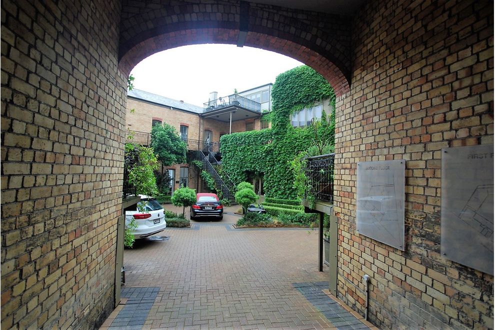 For lease A6/1 Beresford Square, Auckland Central - realestate.co.nz