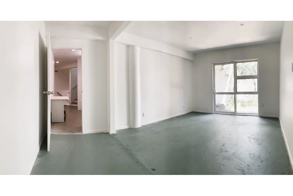 For lease Chic 16m2 Retail Nook in Orakei Bay Village - realestate.co.nz