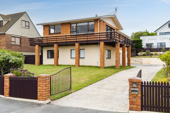 Sold - 4 Beverley Place, Waverley - realestate.co.nz