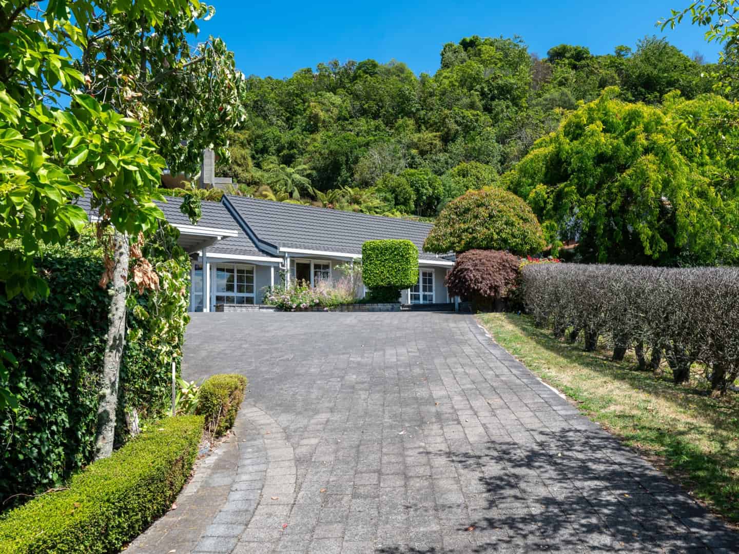 Acacia Bay Homes and Real Estate for Sale - realestate.co.nz