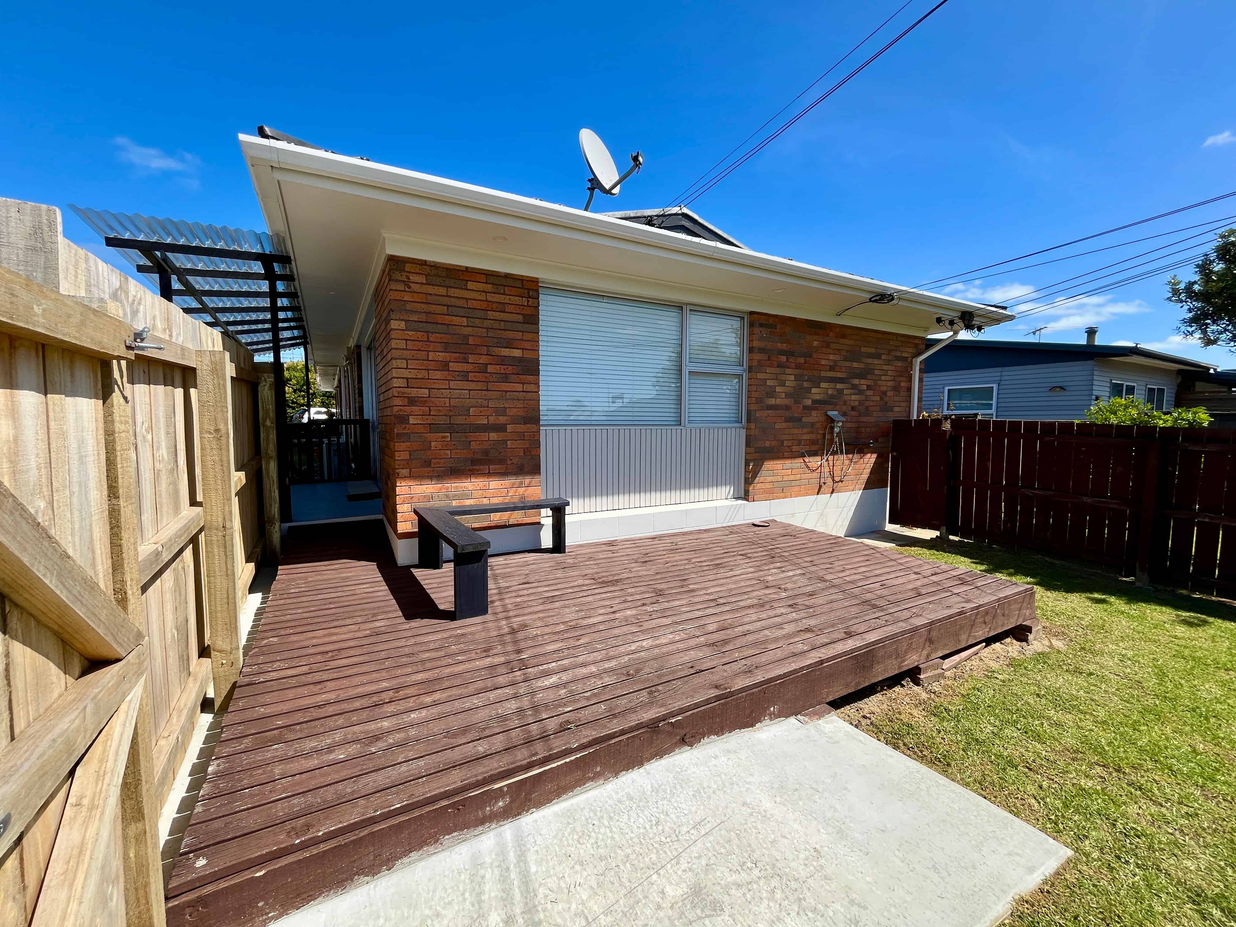 Henderson Homes and Real Estate for Rent - realestate.co.nz