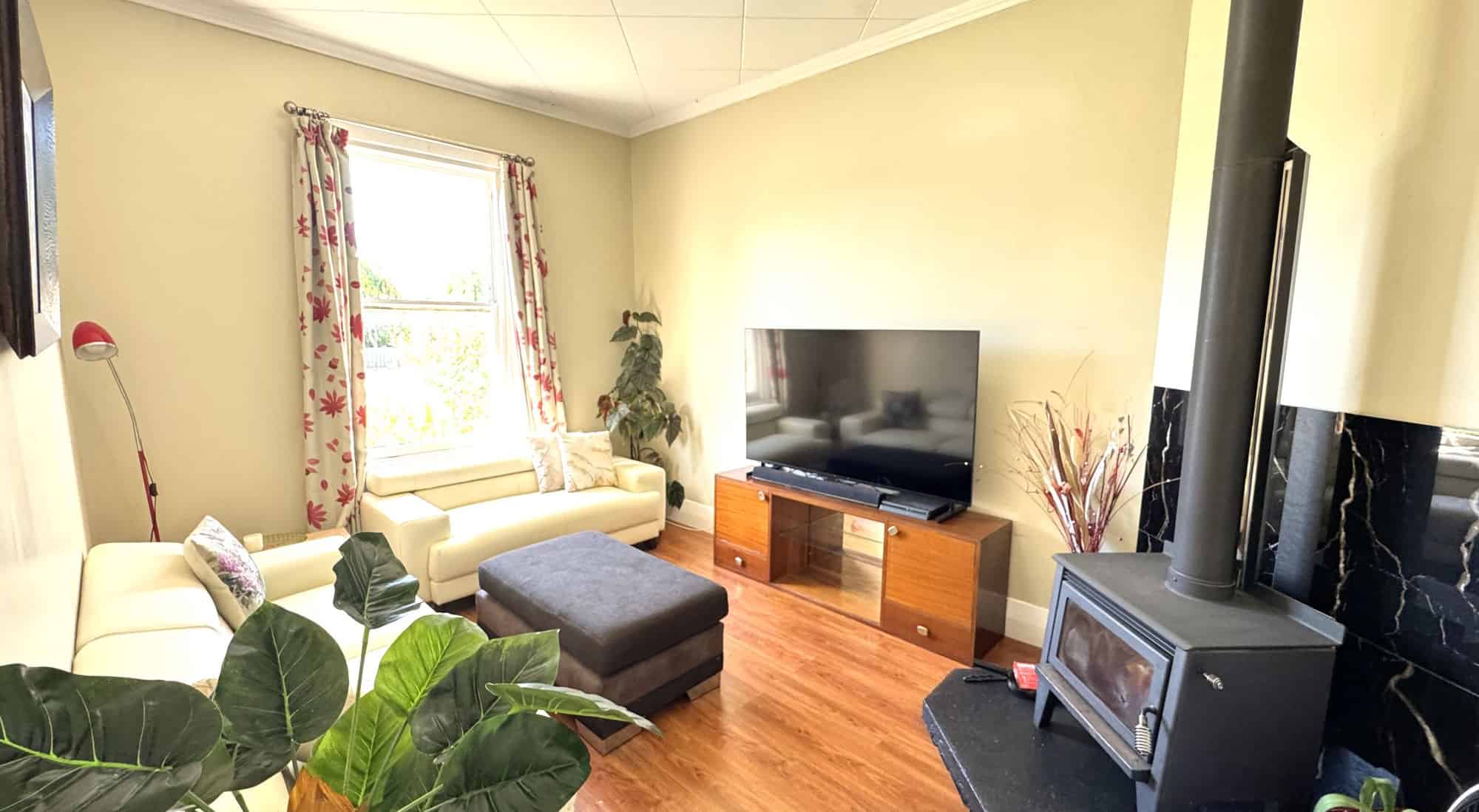 44 Lanark Street, BALCLUTHA, Clutha - For Sale - realestate.co.nz