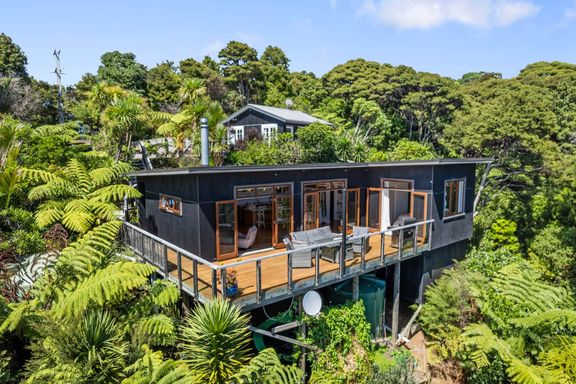 Sold - 170 Piha Road, Piha - realestate.co.nz