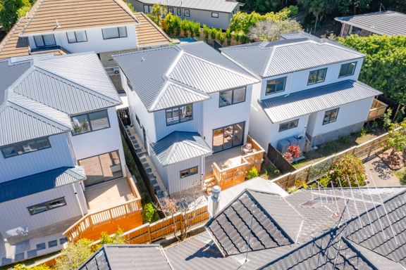 Sold - 9C Penguin Drive, Murrays Bay - realestate.co.nz