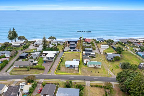 Sold - 615 Pukehina Parade, Pukehina - realestate.co.nz