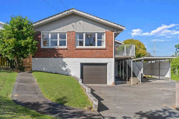 Sold - 26 Kay Drive, Blockhouse Bay - realestate.co.nz