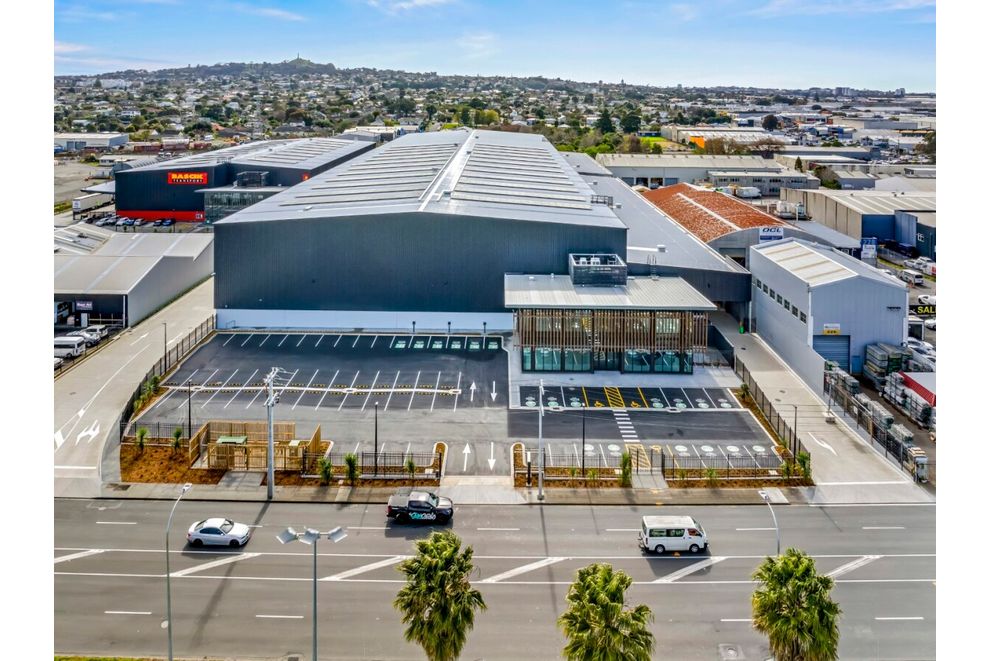 For lease Warehouse Neilson Street, Onehunga - realestate.co.nz