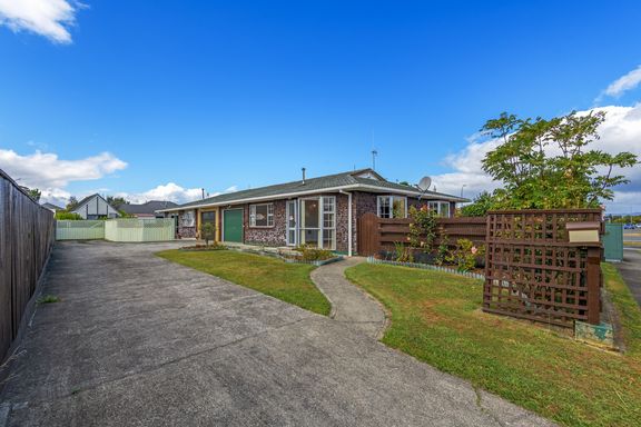 Sold - 173A Milson Line, Milson - realestate.co.nz