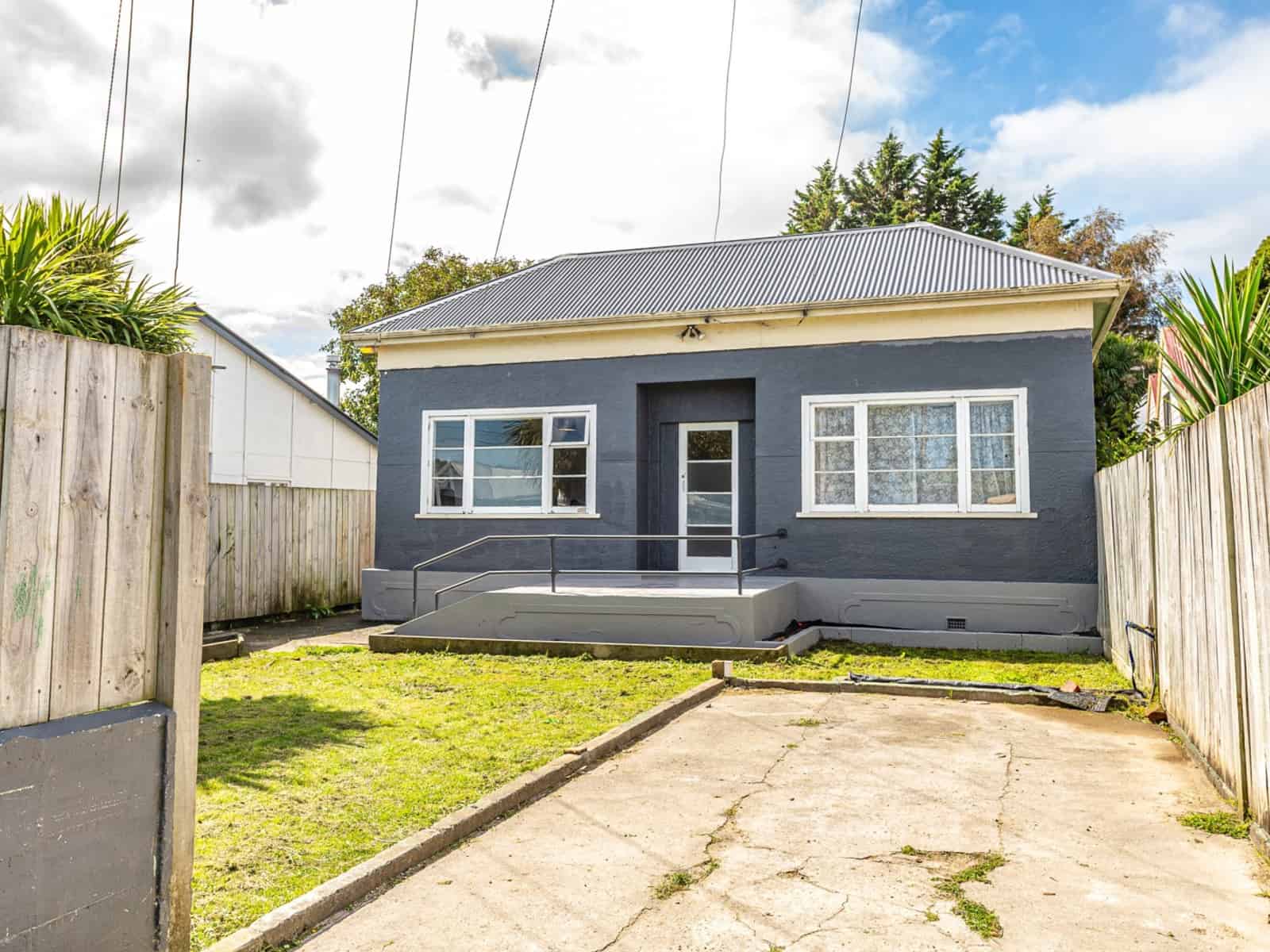 Whanganui Central Homes and Real Estate for Sale - realestate.co.nz