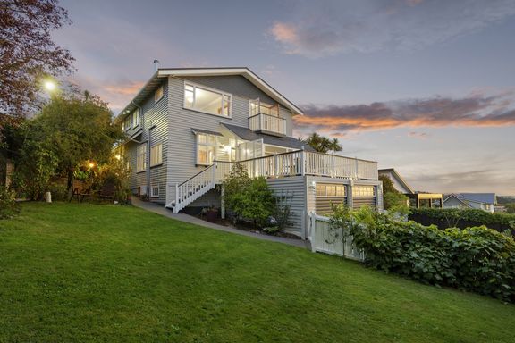 Sold - 126 Hackthorne Road, Cashmere - realestate.co.nz