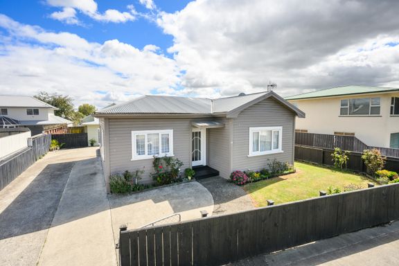 Sold - 351 Tremaine Avenue, Takaro - realestate.co.nz