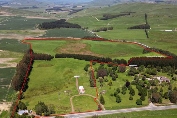 Sold - 2858 Old Coach Road, Clinton and Surrounds - realestate.co.nz