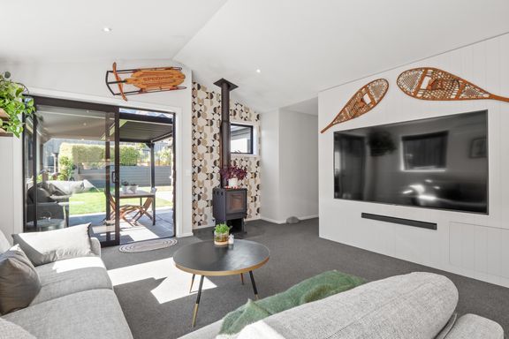 Sold - 11 Howden Drive, Jacks Point - realestate.co.nz