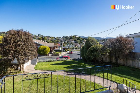 Sold - 27 Elliot Street, Andersons Bay - realestate.co.nz