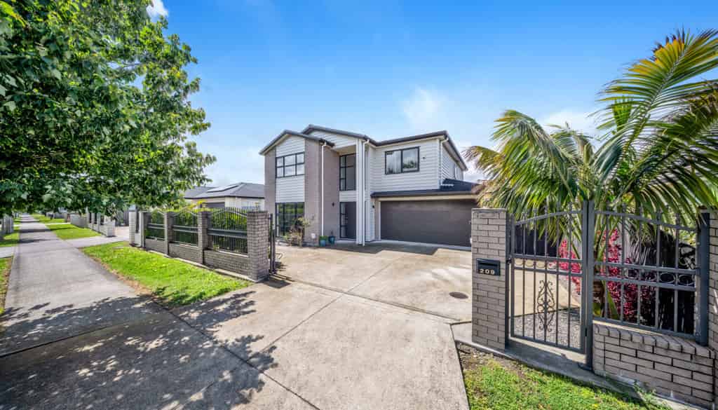 Sold - 209 Old Wairoa Road, Papakura - realestate.co.nz