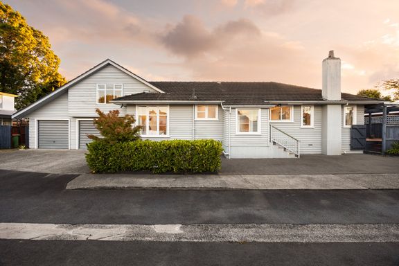 Sold - 6 Milburn Lane, Hillcrest - realestate.co.nz