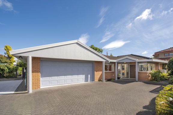 Sold - 12 Monterey Key, Papamoa - realestate.co.nz