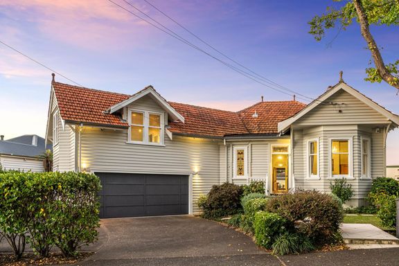 Property value - 9 Inverary Avenue, Epsom - realestate.co.nz